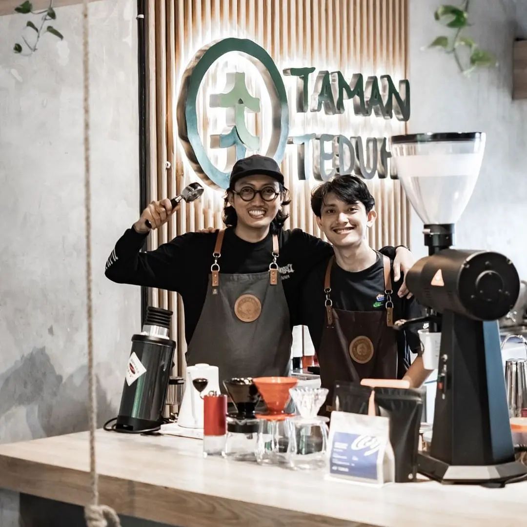 Apakah Pemula Bisnis Bisa Membuka Coffee Shop Sendiri? Berikut Tips ...